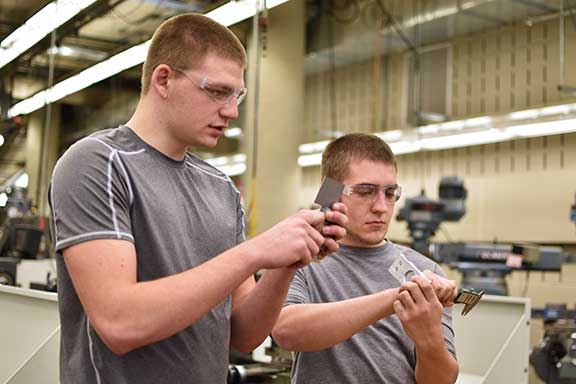 Accelerate MFG - uas.sinclair.edu